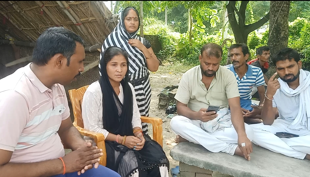 कई राज सीने में दफन कर जीवन व्यतीत कर रही गीता खरवार - Bkmu Express